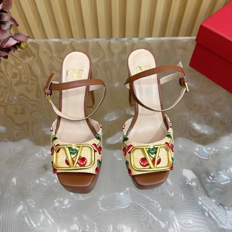 Bargain Valentino Sandals