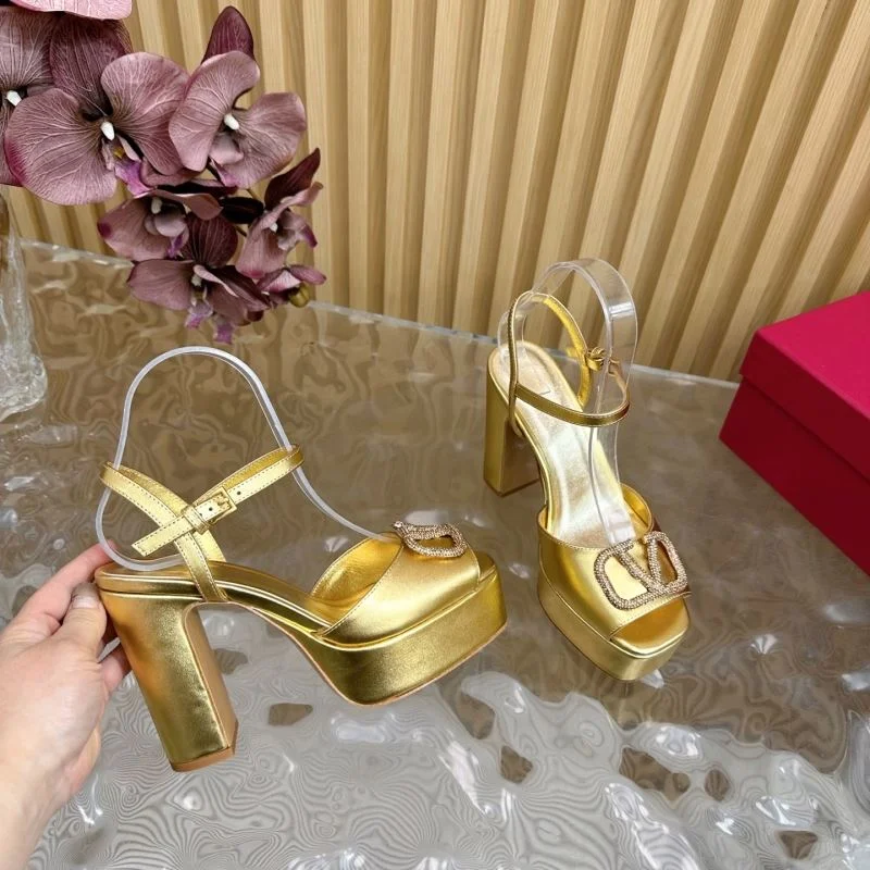 Cut-rate Valentino Sandals