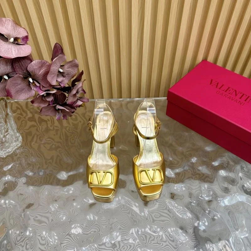 Exact replica Valentino Sandals