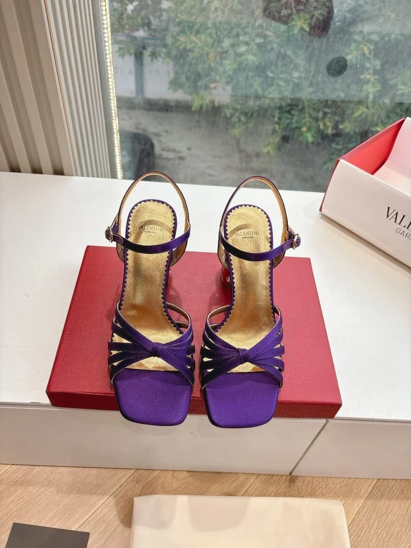 Inexpensive Valentino Sandals