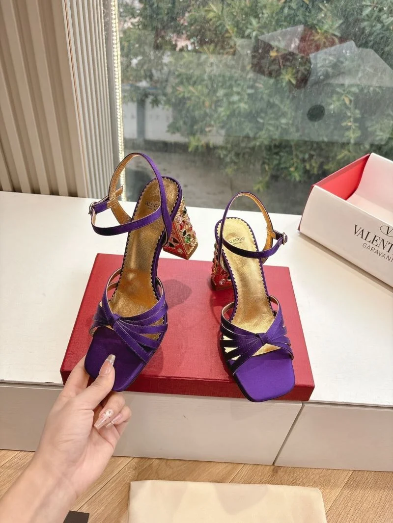Inexpensive Valentino Sandals