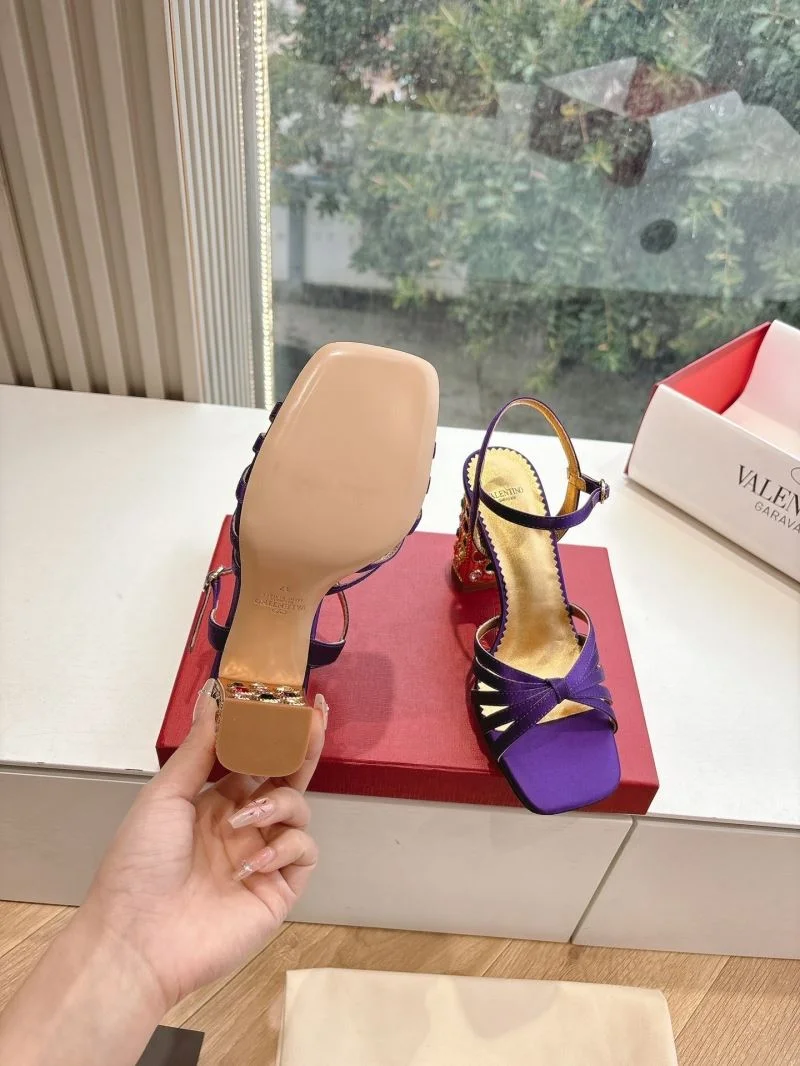 Inexpensive Valentino Sandals