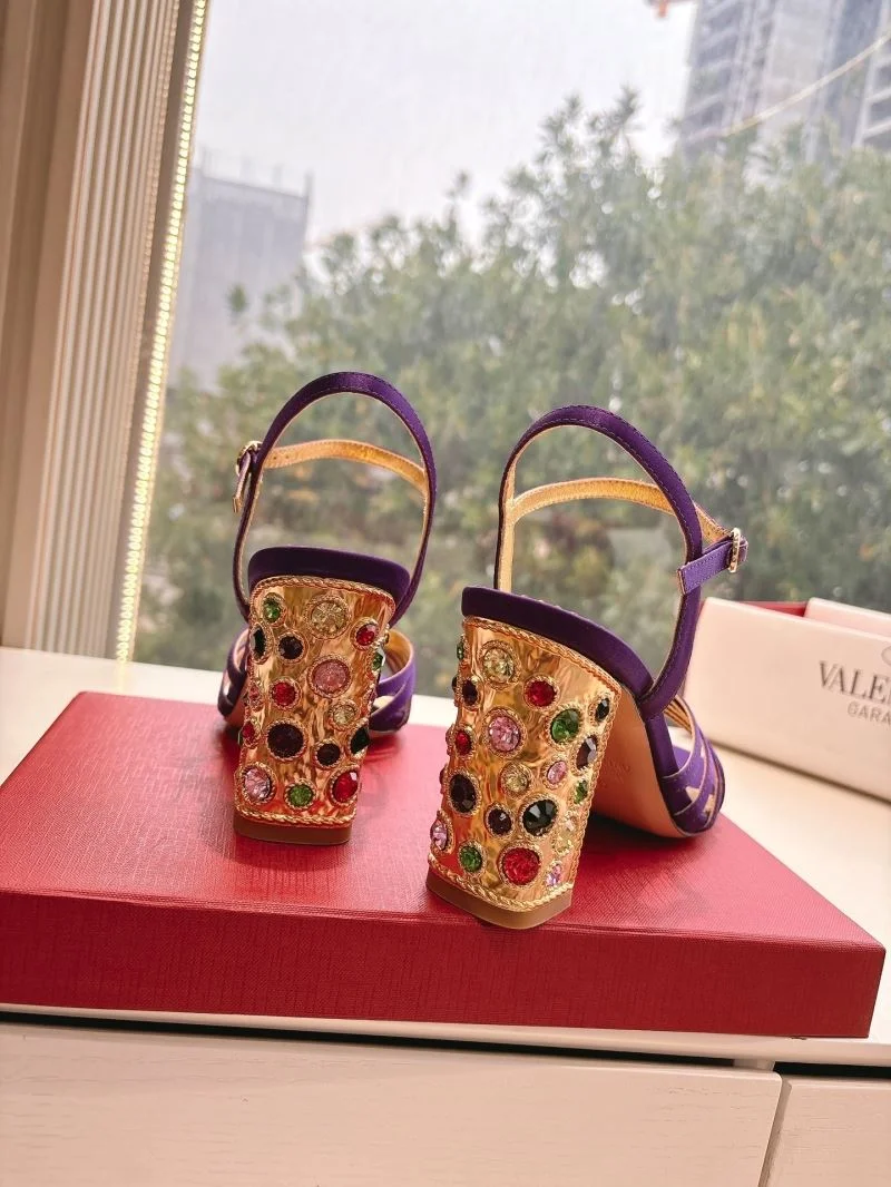 Inexpensive Valentino Sandals