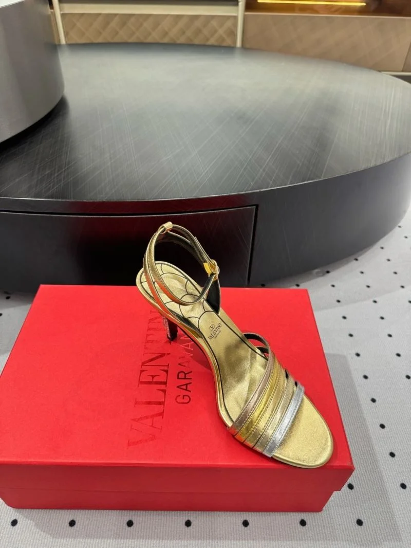 Mirror quality Valentino Sandals