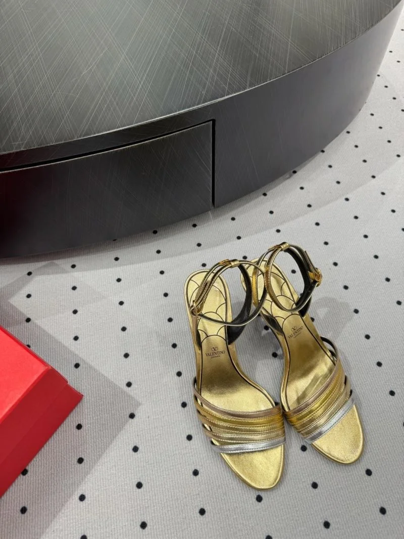 Mirror quality Valentino Sandals