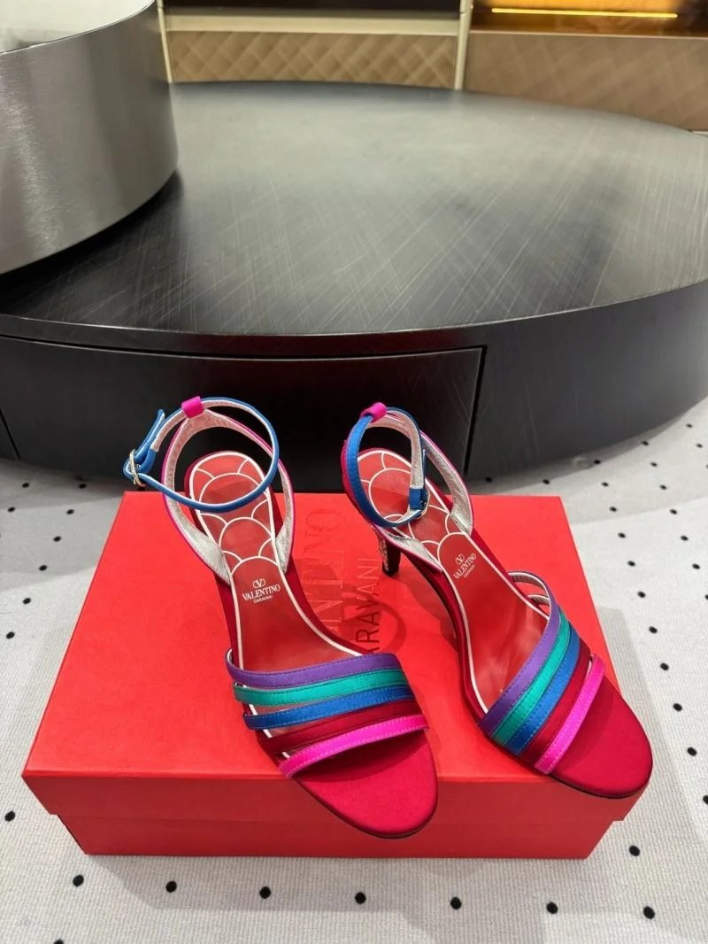 High accuracy Valentino Sandals
