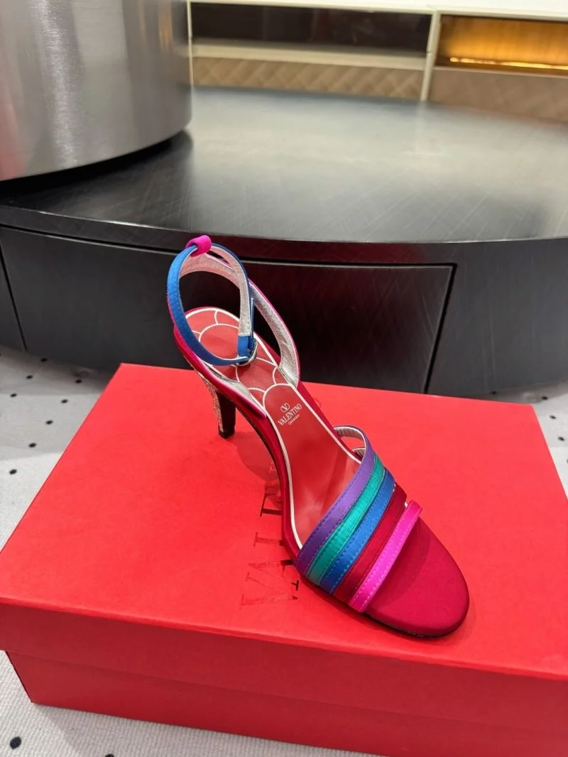 High accuracy Valentino Sandals