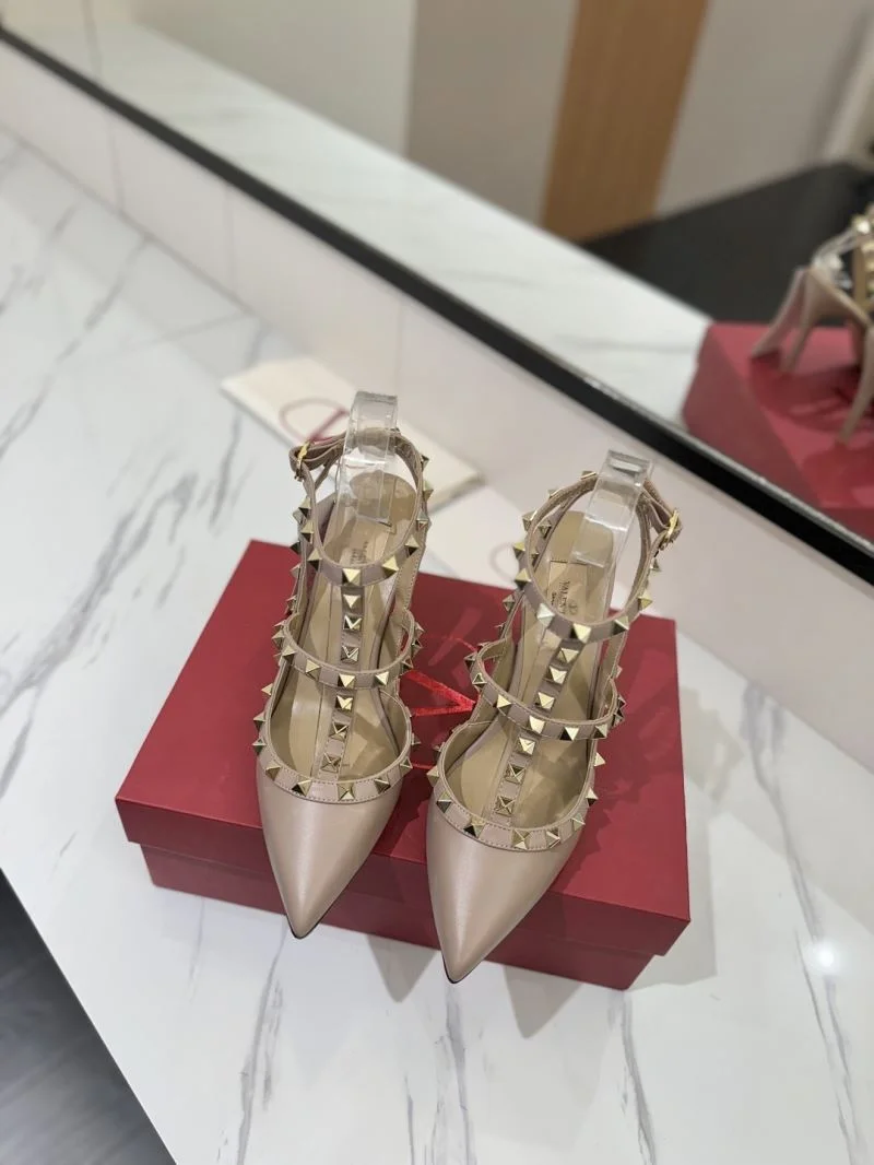 Mirror quality Valentino Sandals