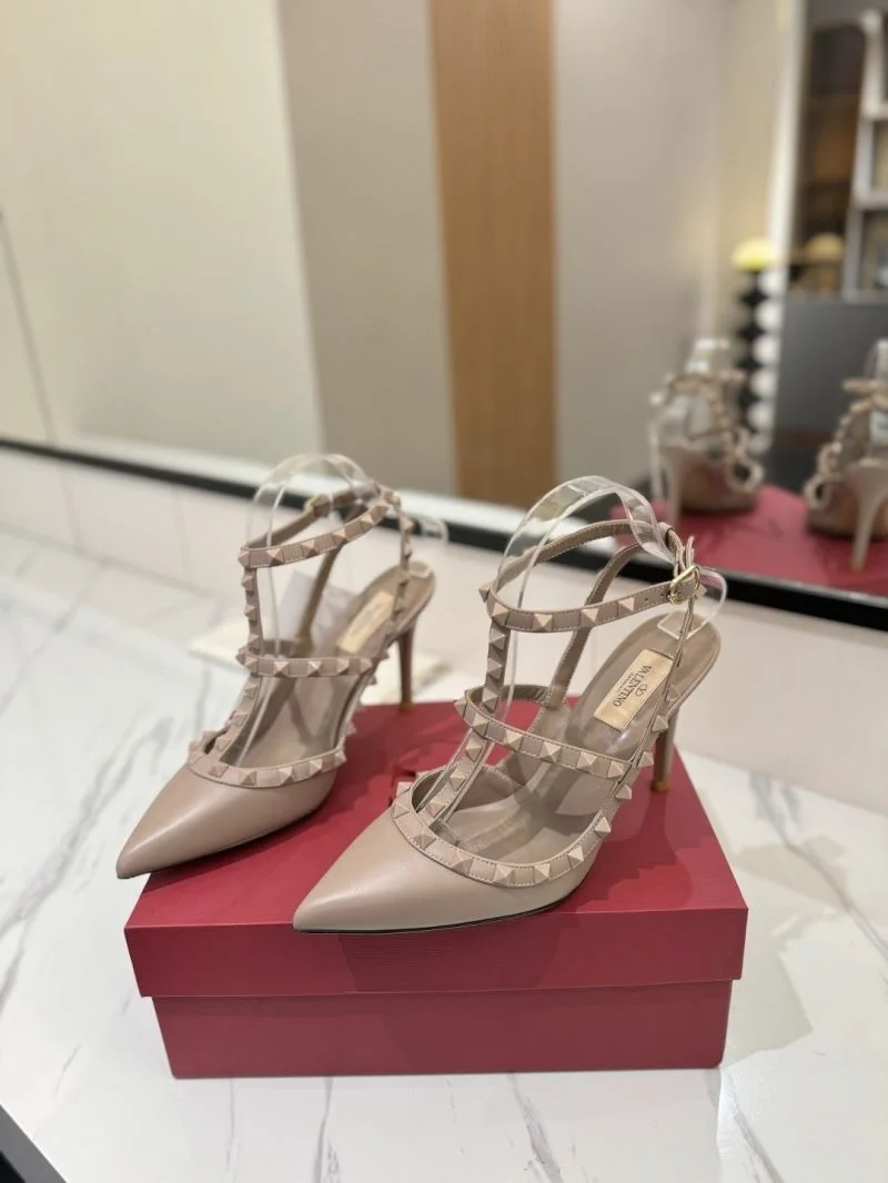 Exact replica Valentino Sandals