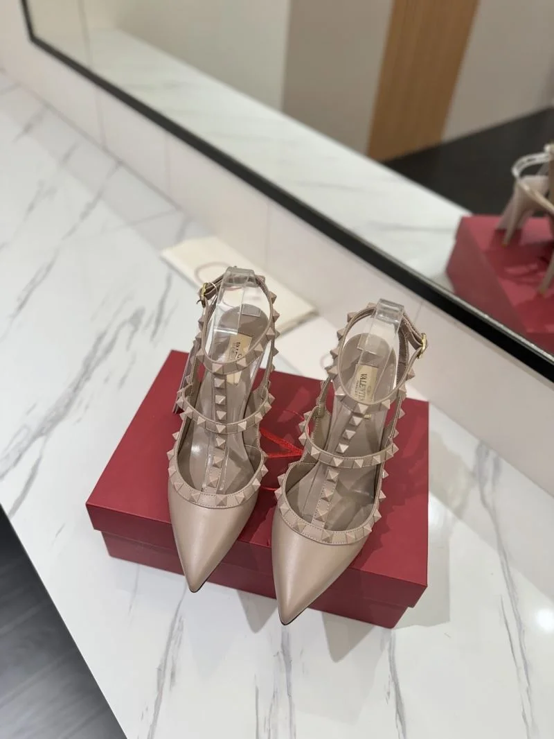Exact replica Valentino Sandals