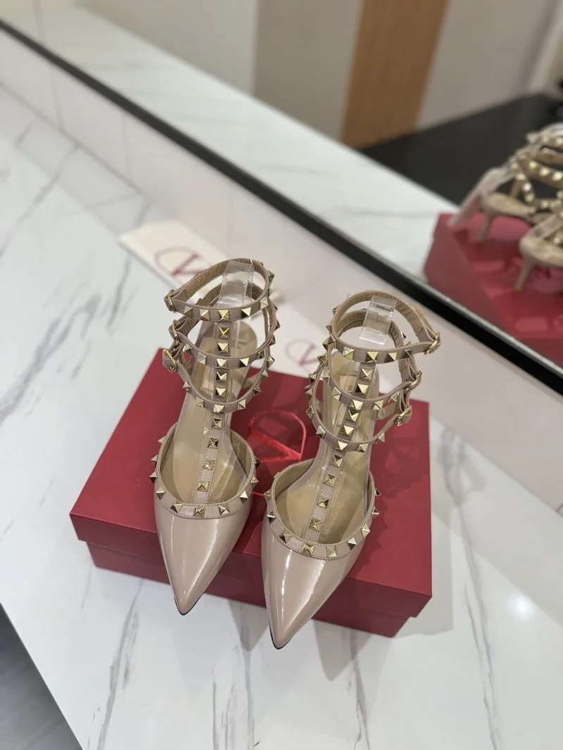 Brand-original Valentino Sandals