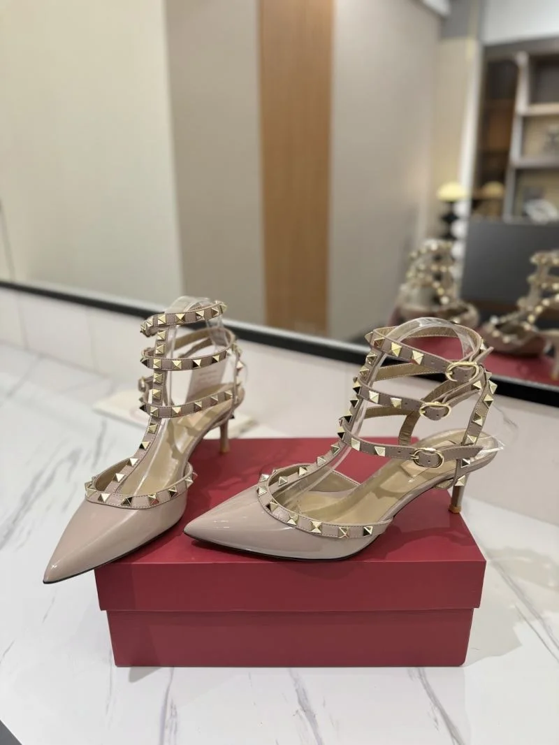 Brand-original Valentino Sandals