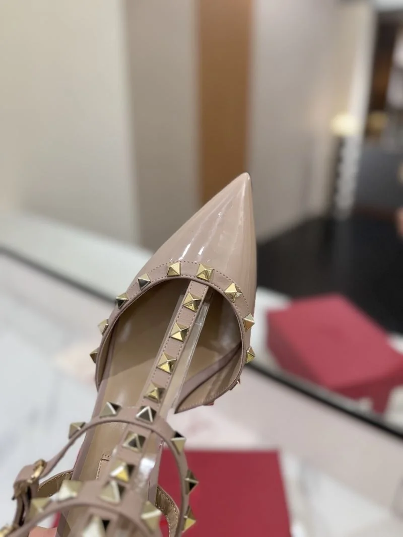 Brand-original Valentino Sandals