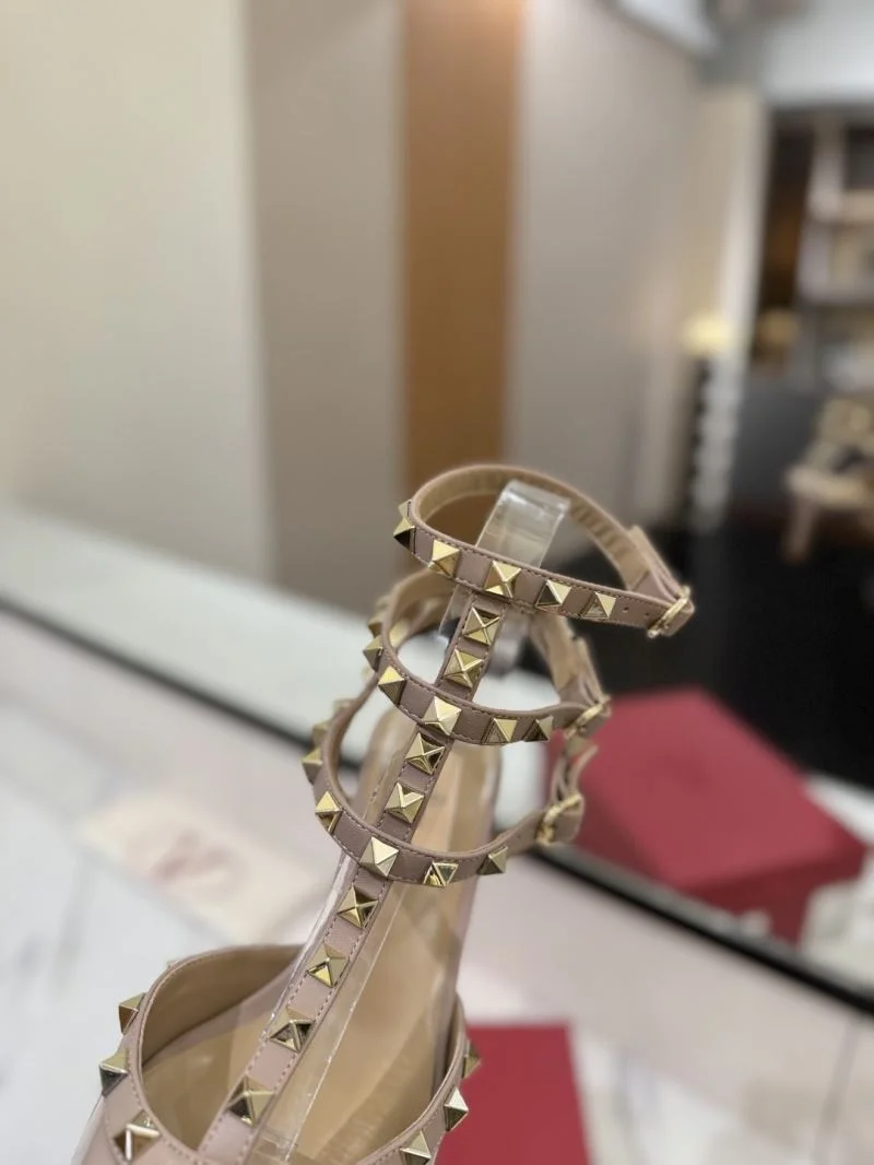 Brand-original Valentino Sandals