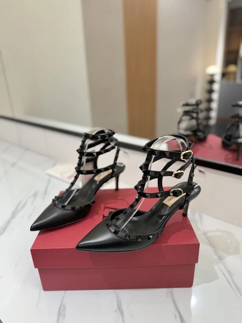 1:1 copy Valentino Sandals
