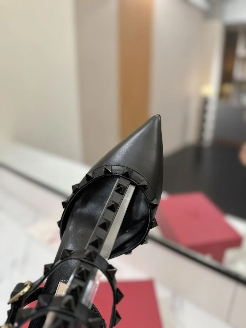 1:1 copy Valentino Sandals