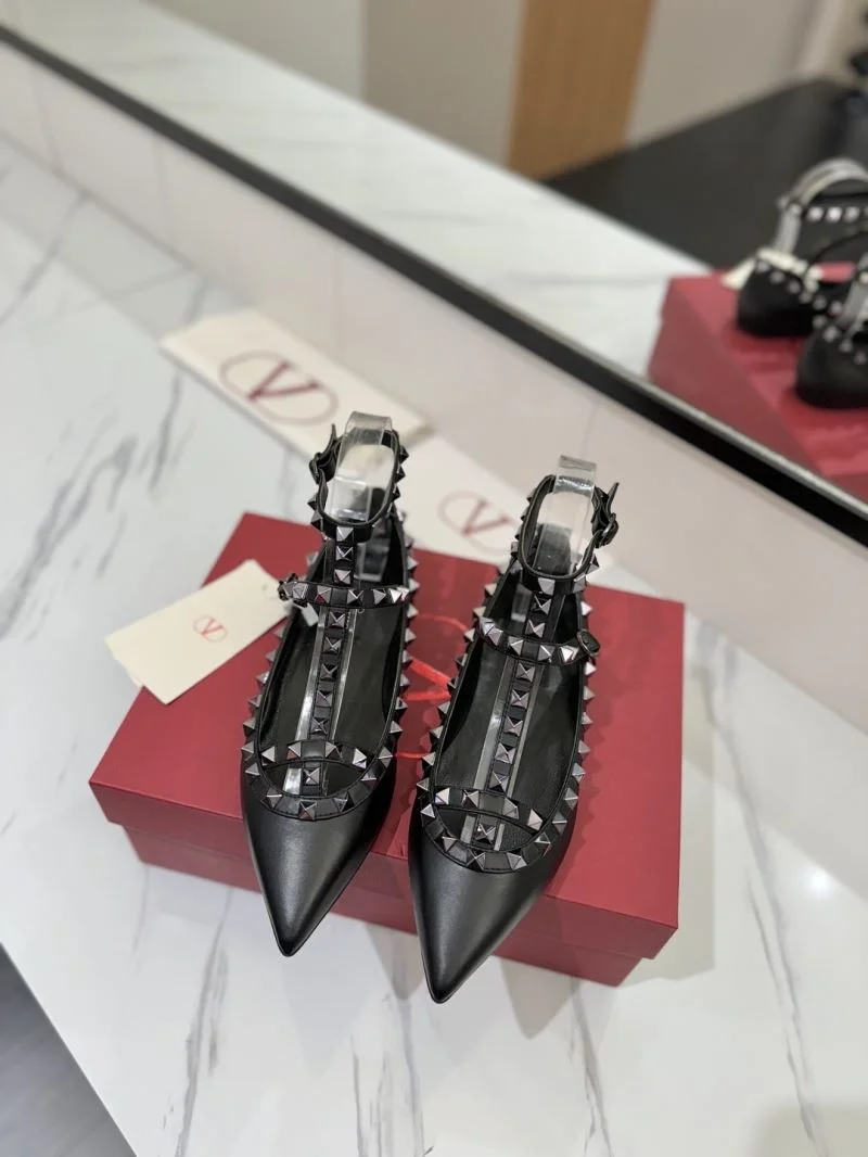 Brand-original Valentino Sandals