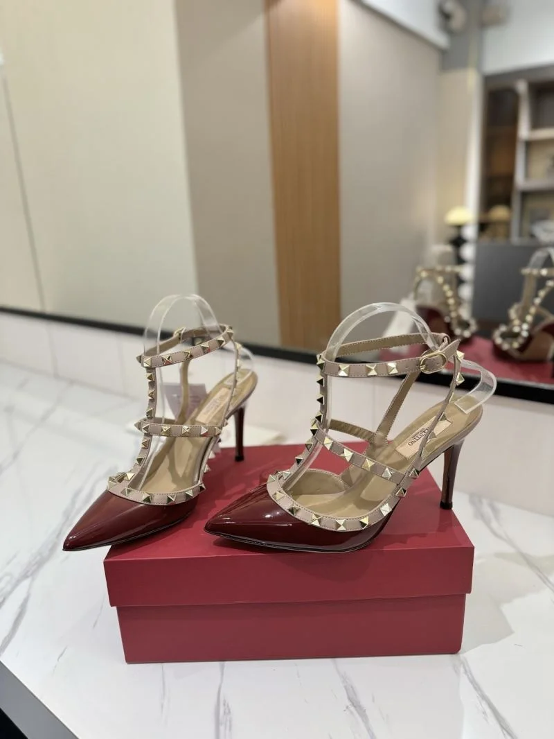 High accuracy Valentino Sandals