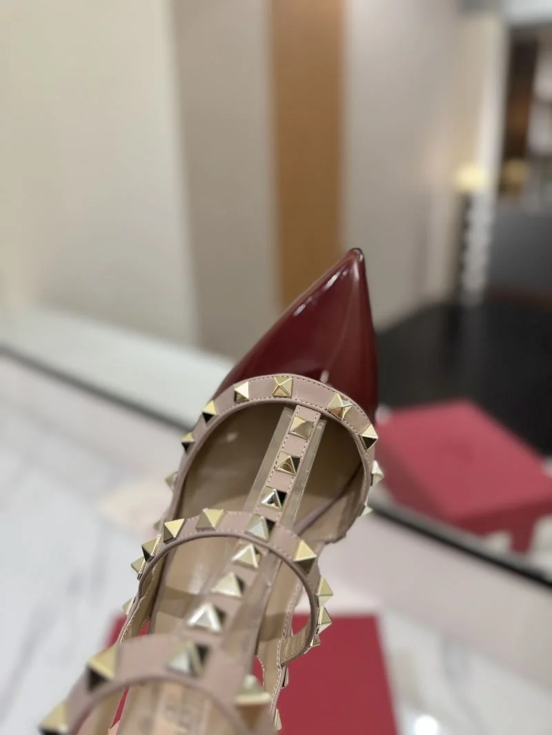 High accuracy Valentino Sandals