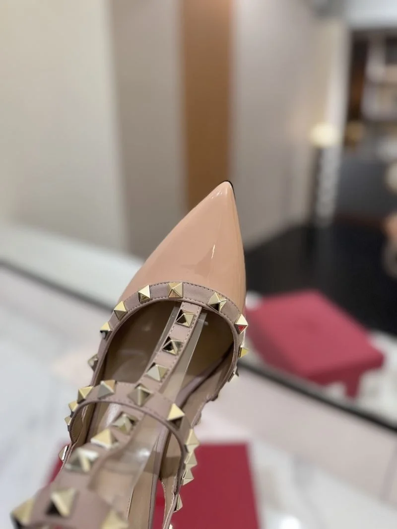 Top match Valentino Sandals