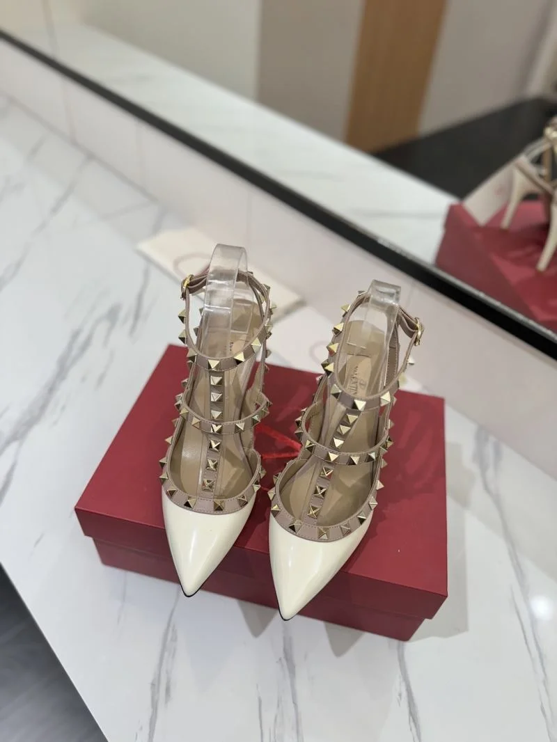 Inexpensive Valentino Sandals