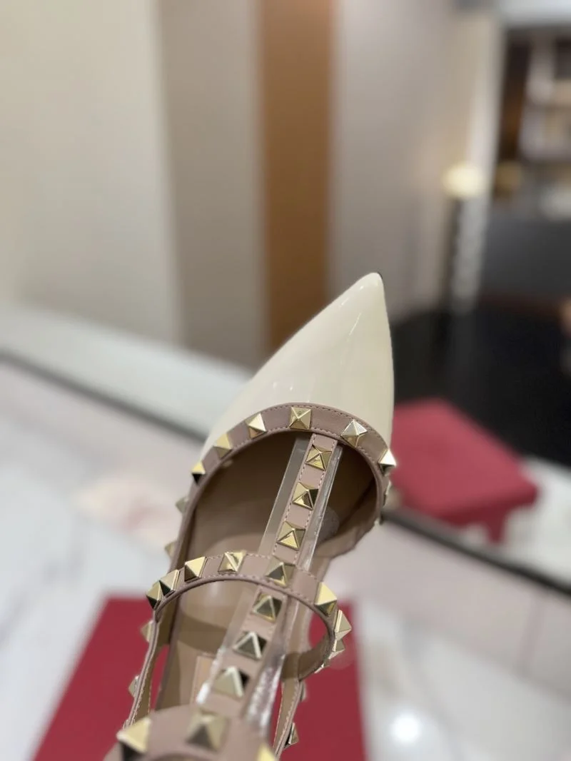 Inexpensive Valentino Sandals
