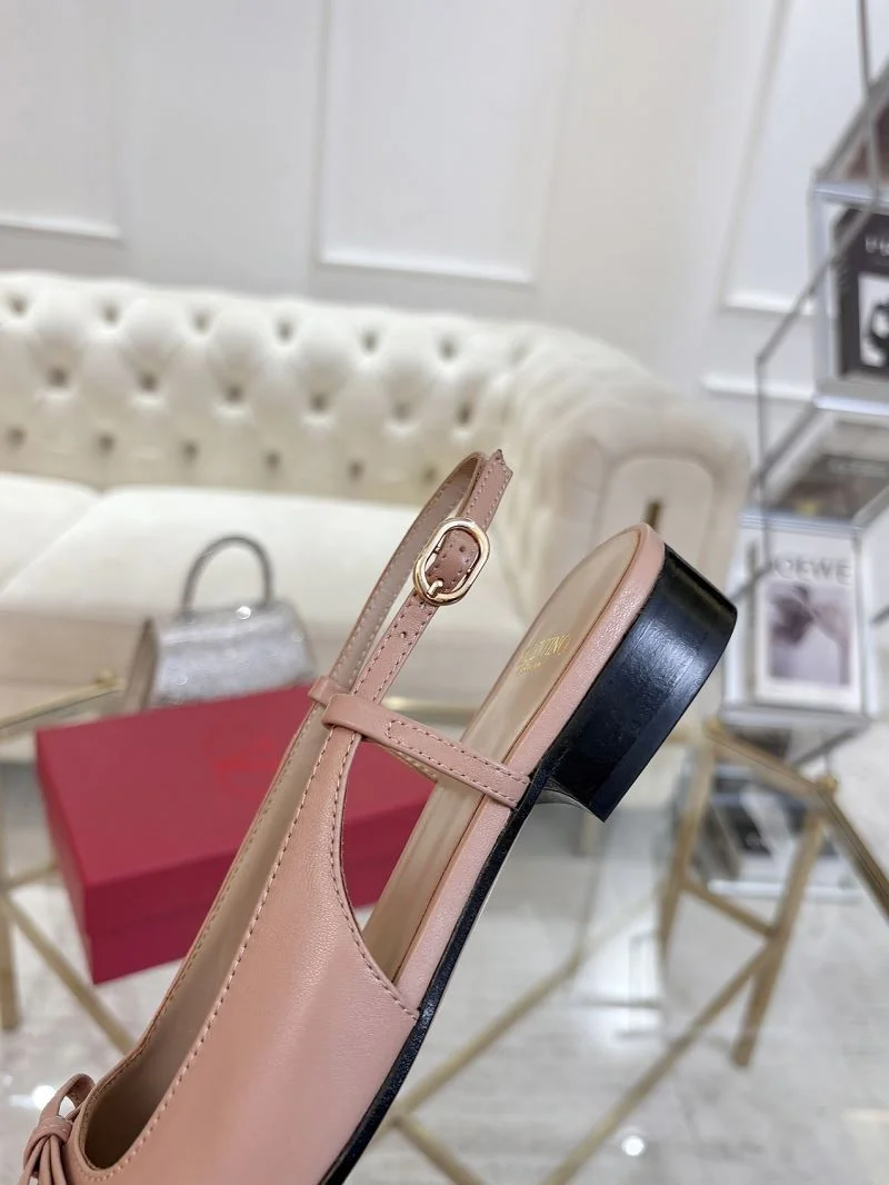 1:1 copy Valentino Sandals