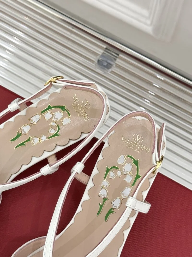 Bargain Valentino Sandals