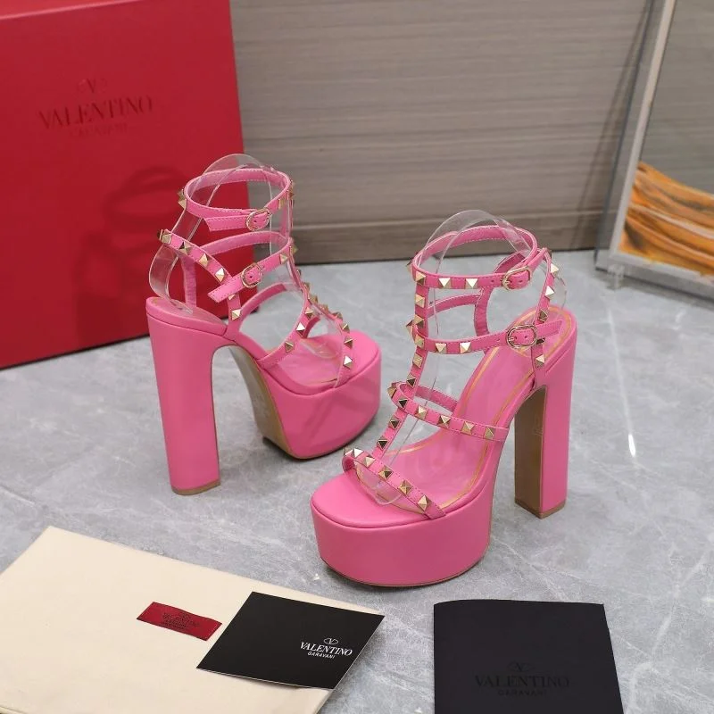 High accuracy Valentino Sandals