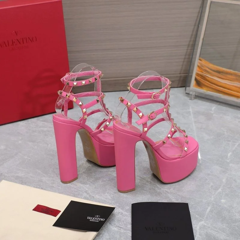 High accuracy Valentino Sandals