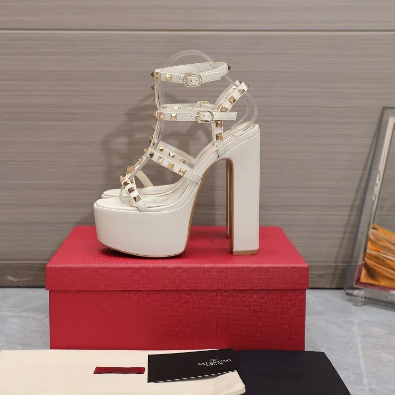 Cut-rate Valentino Sandals