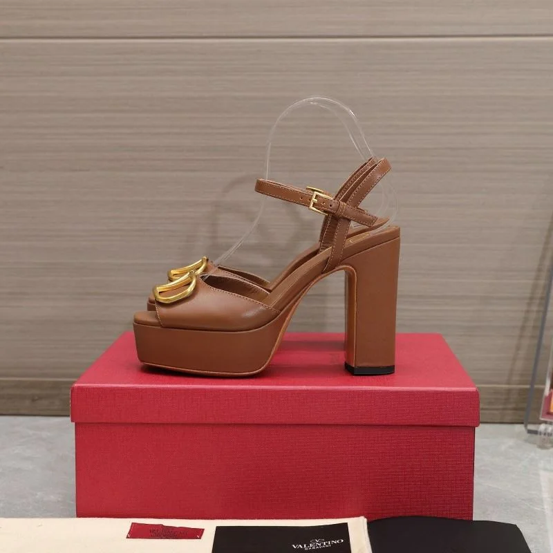 Exact replica Valentino Sandals