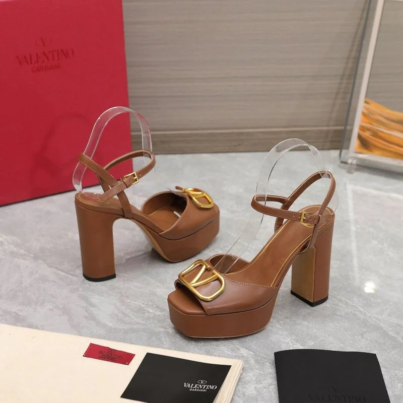Exact replica Valentino Sandals