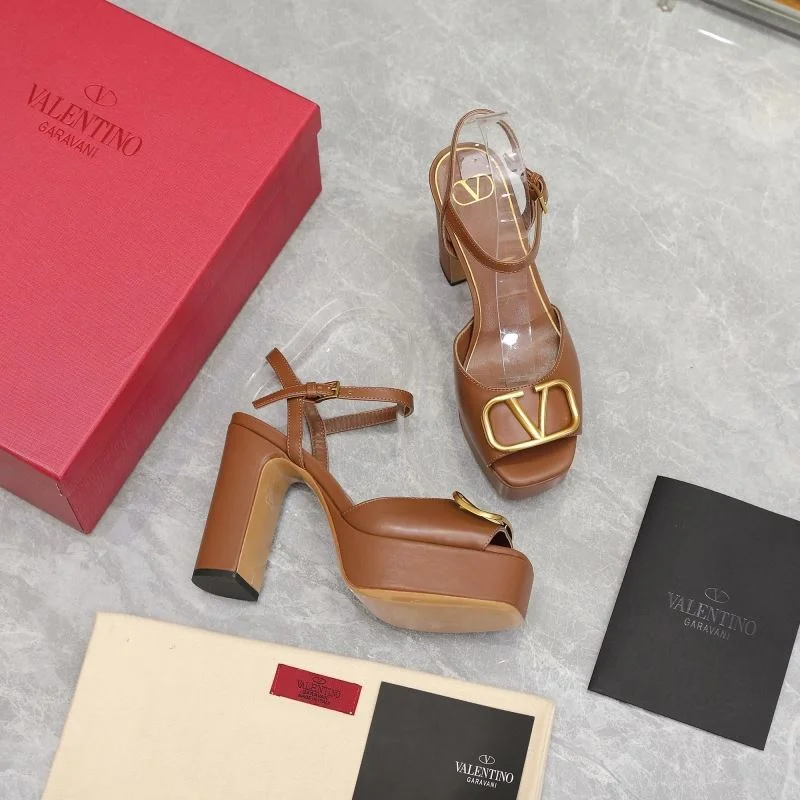 Exact replica Valentino Sandals