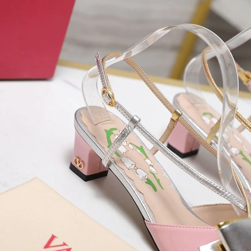 Brand-original Valentino Sandals