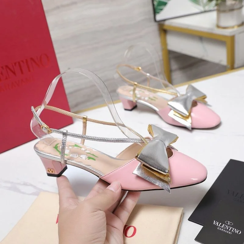 Brand-original Valentino Sandals