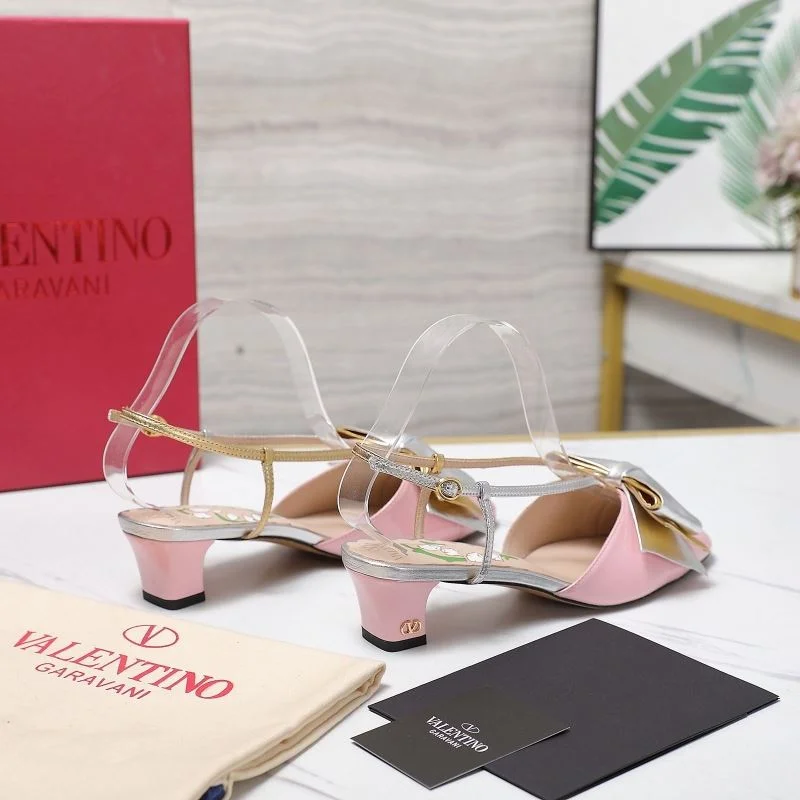Brand-original Valentino Sandals