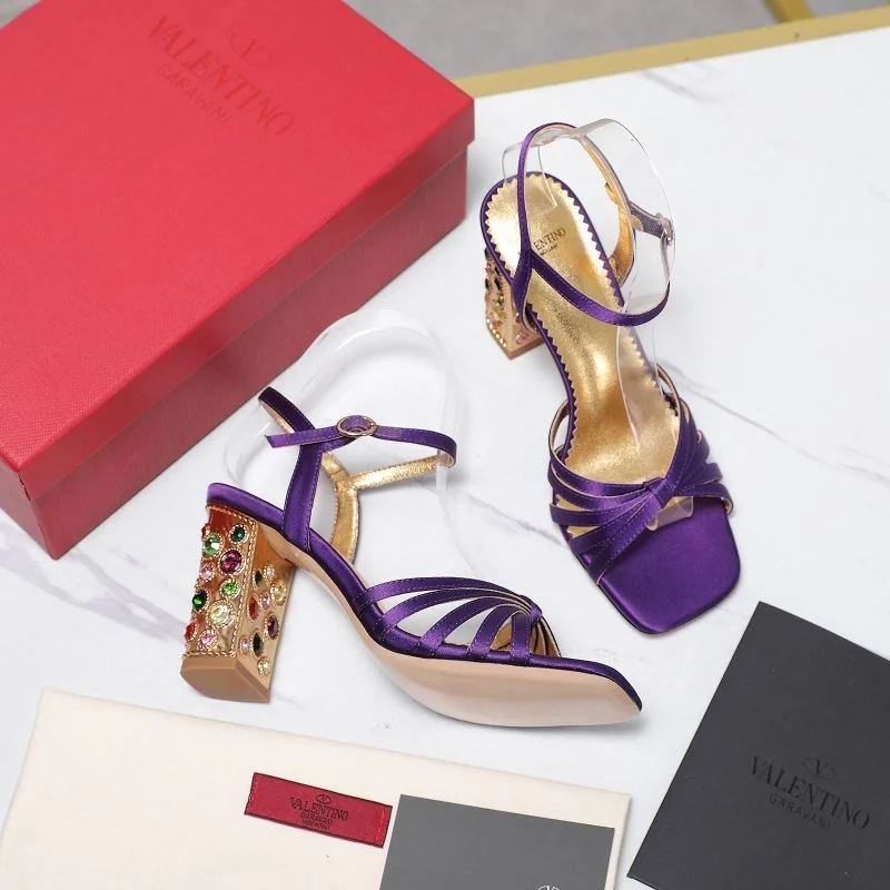 Low-cost Valentino Sandals
