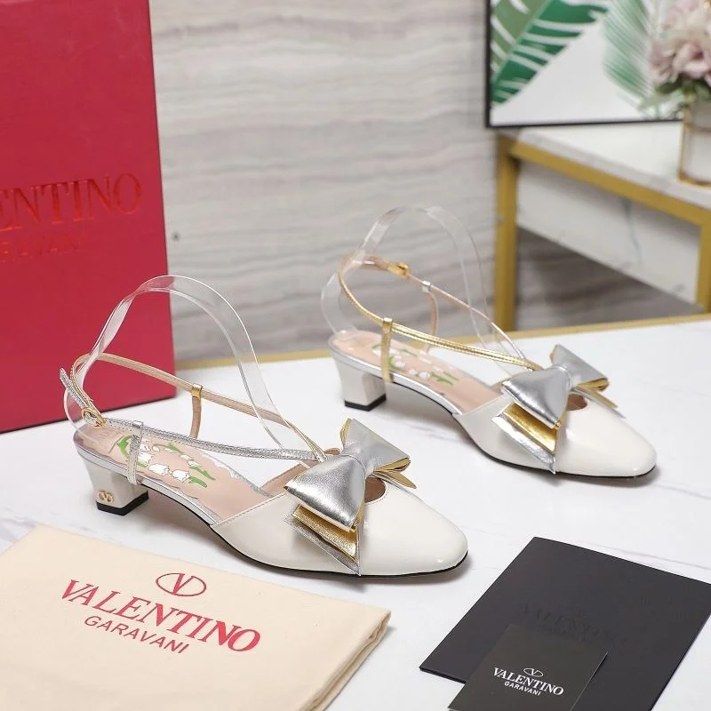 High accuracy Valentino Sandals