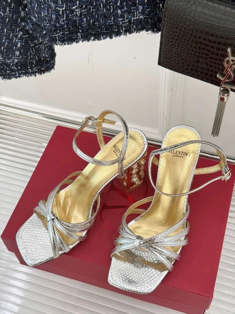 Bargain Valentino Sandals