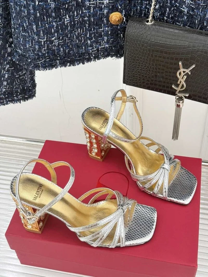 Bargain Valentino Sandals