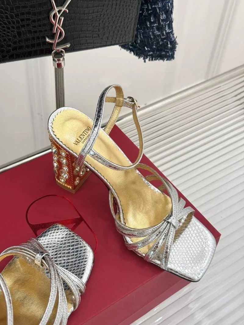 Bargain Valentino Sandals