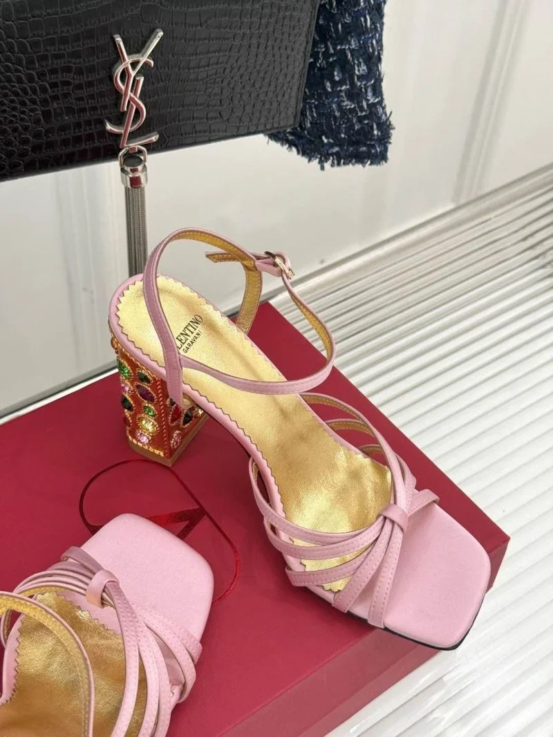 High fidelity Valentino Sandals