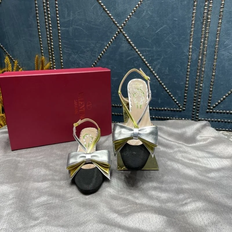 Top mirror Valentino Sandals