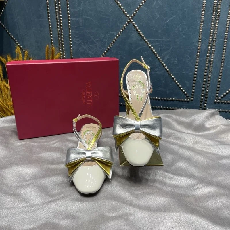 Top mirror Valentino Sandals