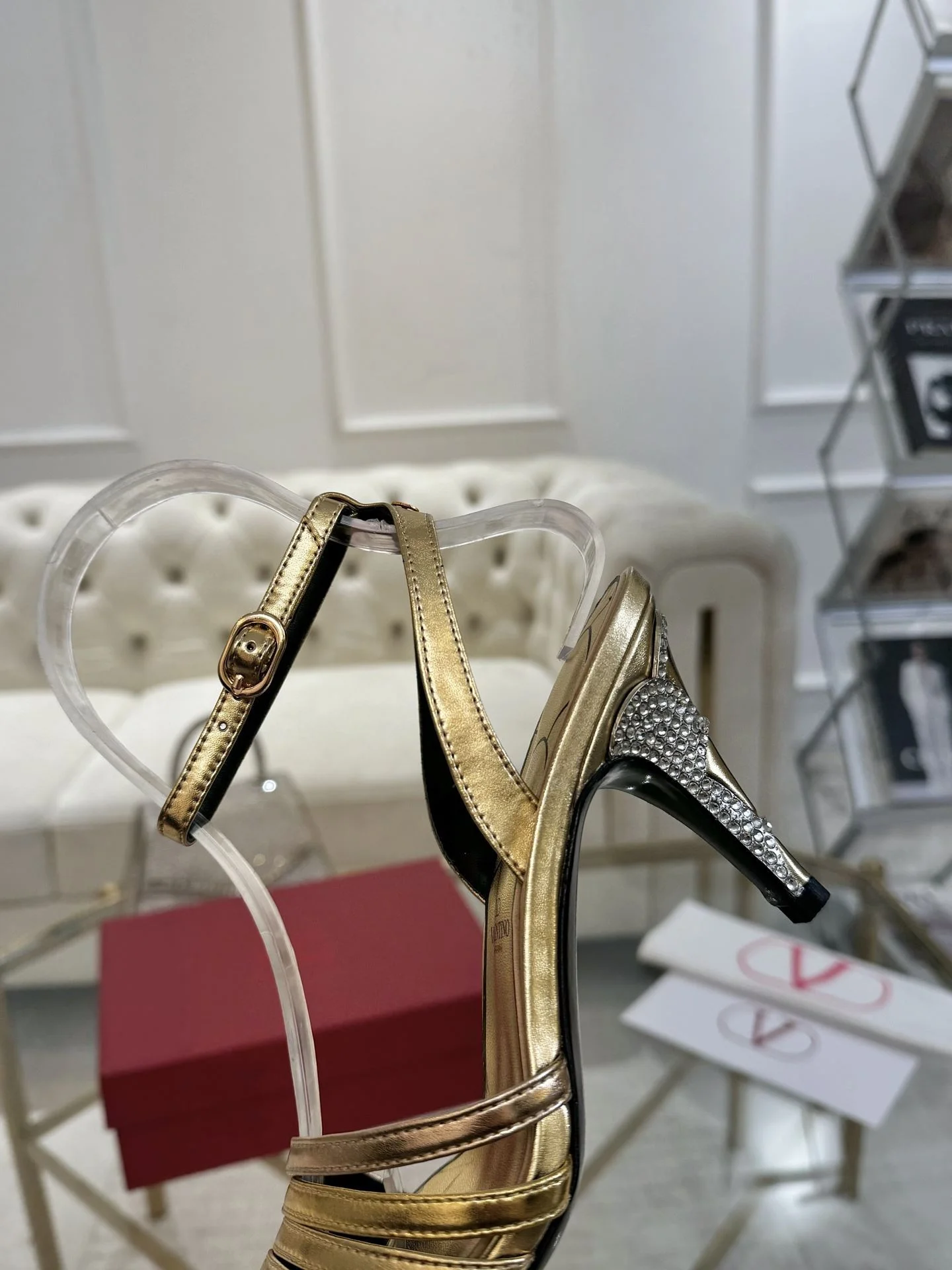 Brand-original Valentino Sandals