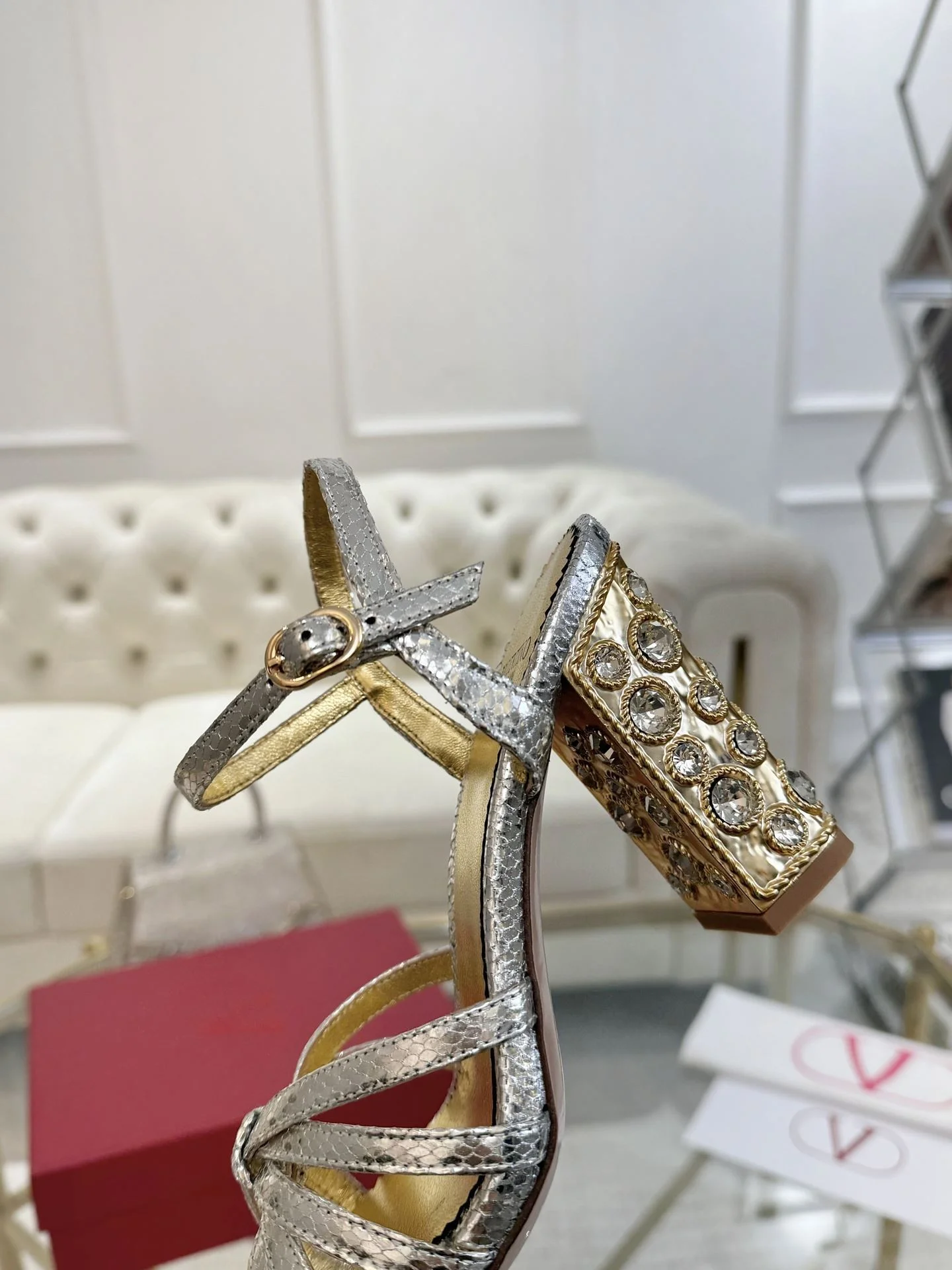 Low-cost Valentino Sandals