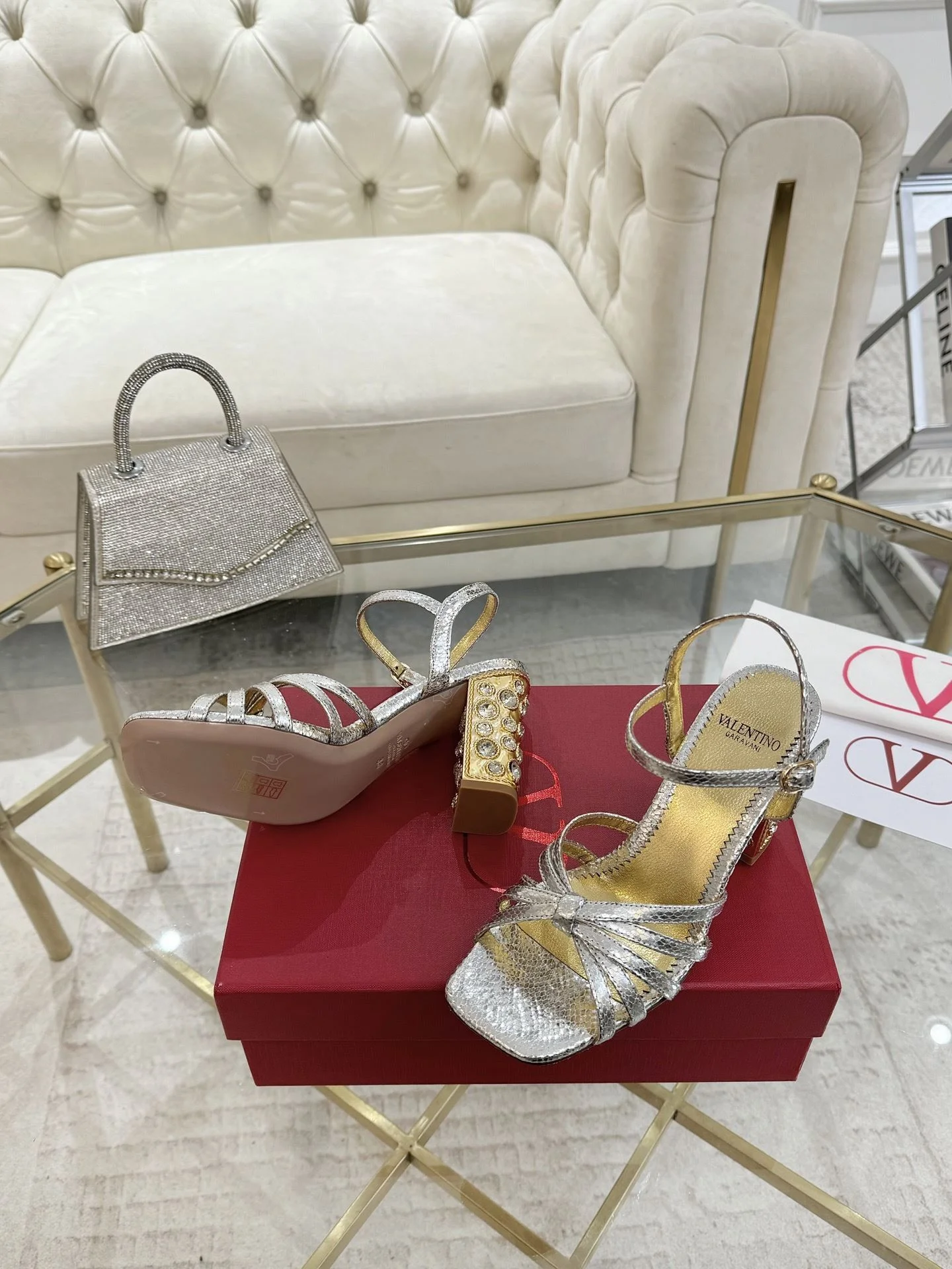 Low-cost Valentino Sandals