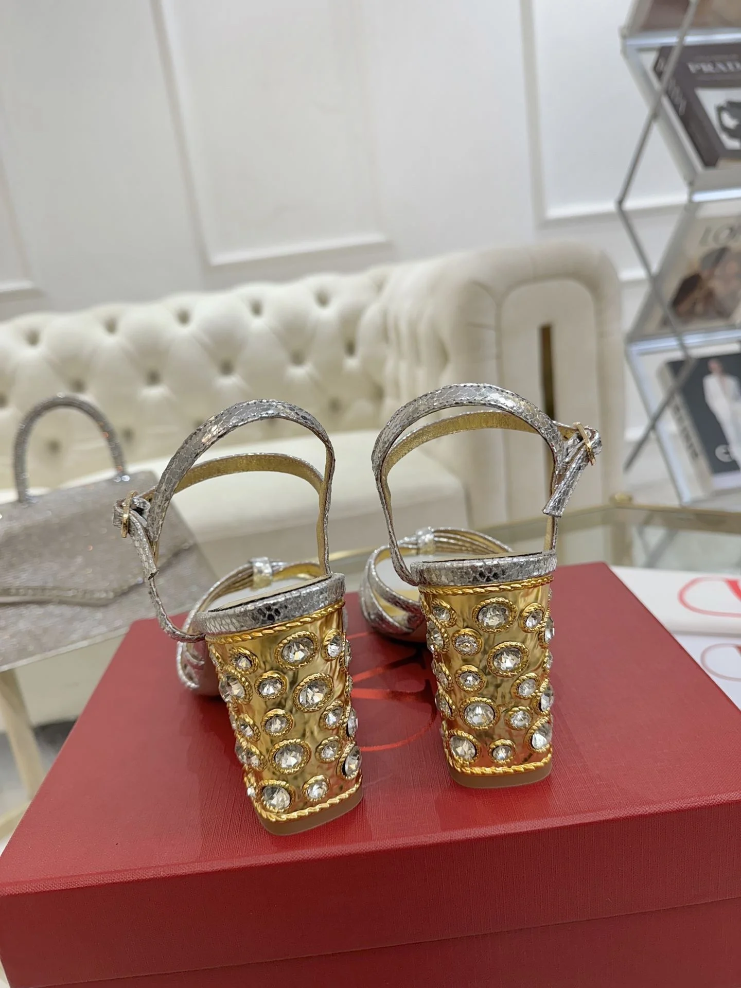 Low-cost Valentino Sandals