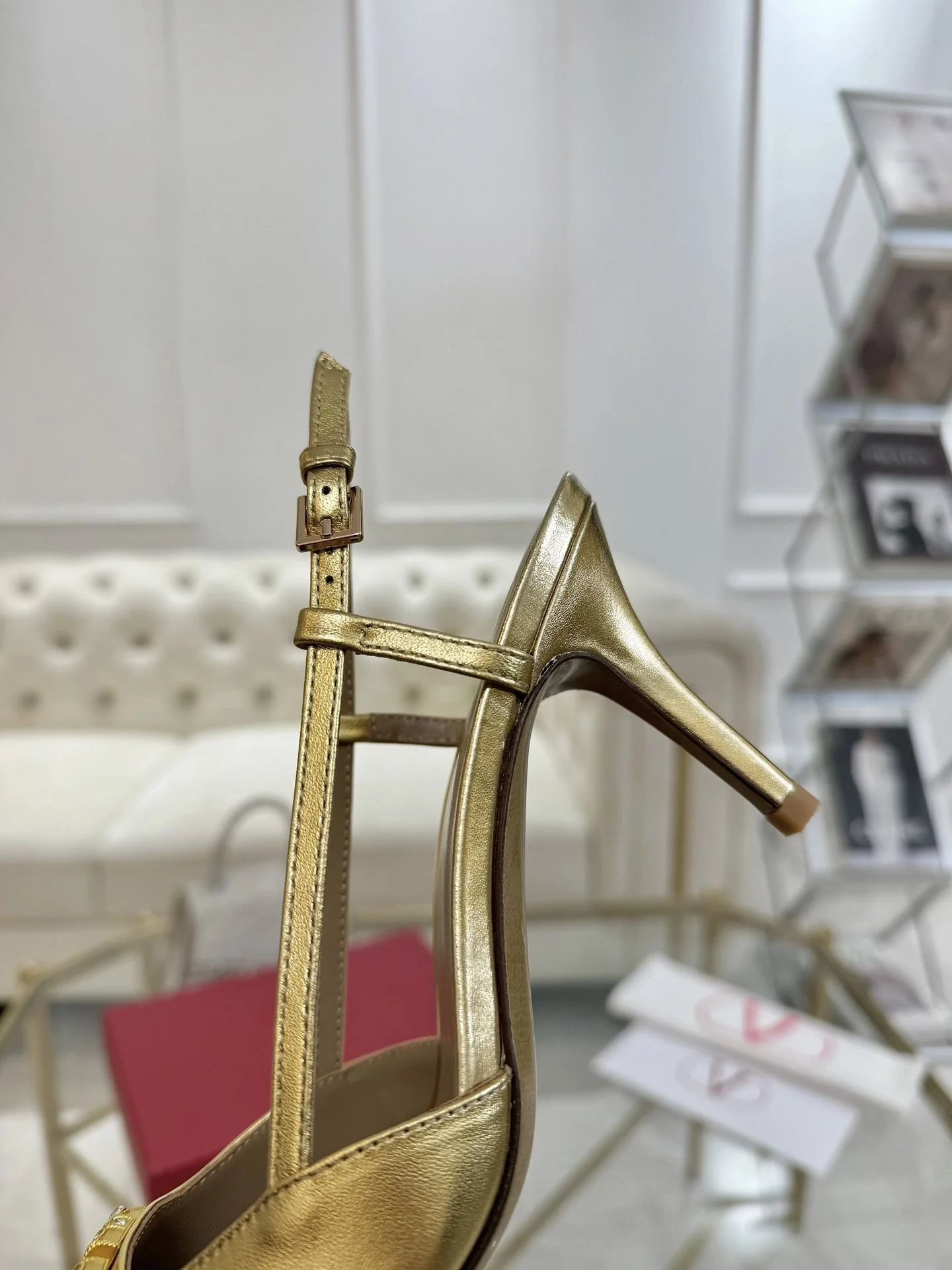 Bargain Valentino Sandals